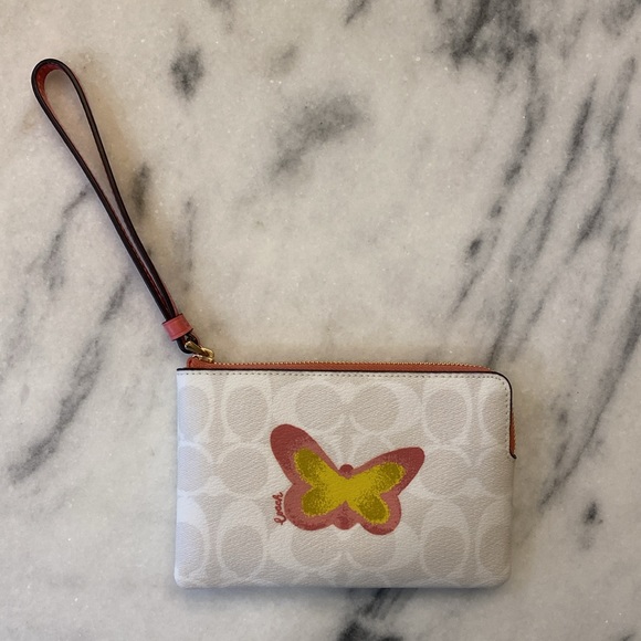 Coach | Bags | Coach Butterfly Signature Zip Wristlet Nwt And Original ...
